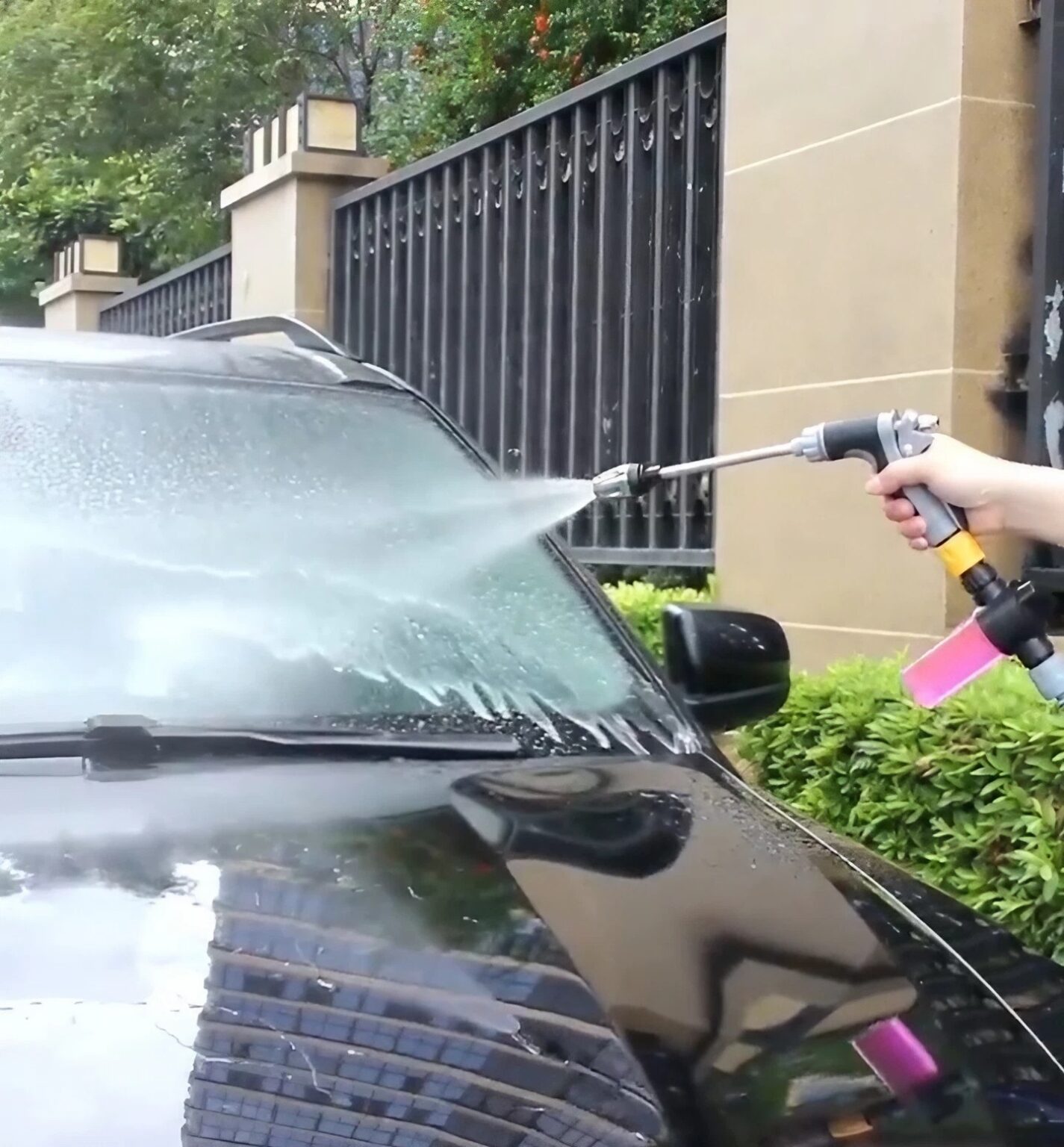 AutoPulseX Jet Washer Gun pressure washes without electricity